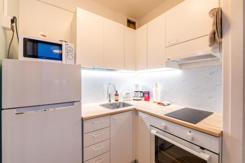 Studio In The City Center Free Private Parking With Heating Plug - Kemi