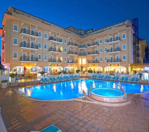Hotel Sinatra - All Inclusive - Çamyuva