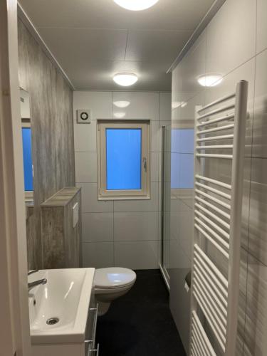 Luxe Chalet Inn Otterlo Op De Veluwe Aan Het Water! - Ede
