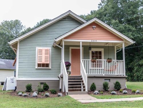 Clemson Memorabilia House Frank Howard Iii Home - Clemson