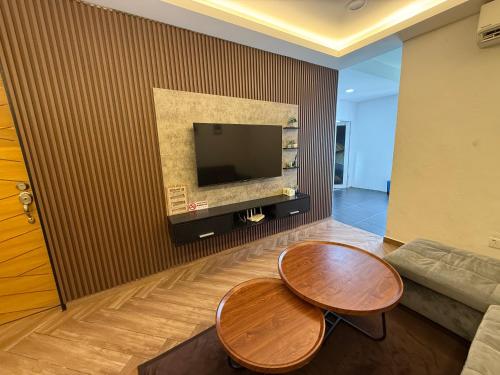 Ujang Guest House - Bahau