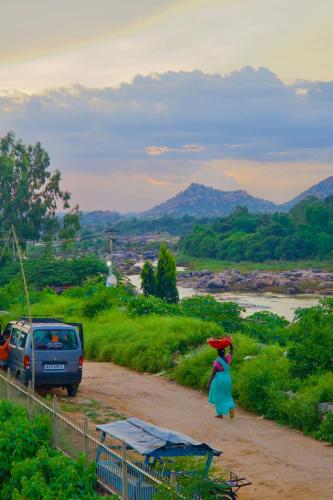 Funky Monkey Home Stay - Hampi