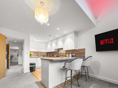 Flat 1 - Luxury Bolton City Centre Apartments - Bolton