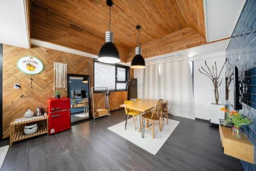 Jeju Aromtarom House - Jeju