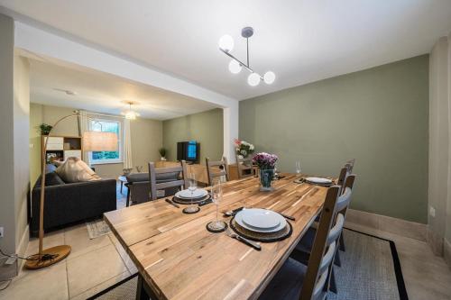 Spacious 2-bed House With Garden Office - Oxford