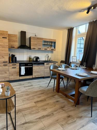 Zentrales Monteur-apartment - 7 Betten - Haustierfreundlich - Itzehoe