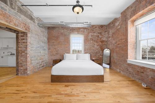 Tri Century Mill Suites - Ottawa