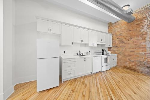 Tri Century Mill Suites - Ottawa