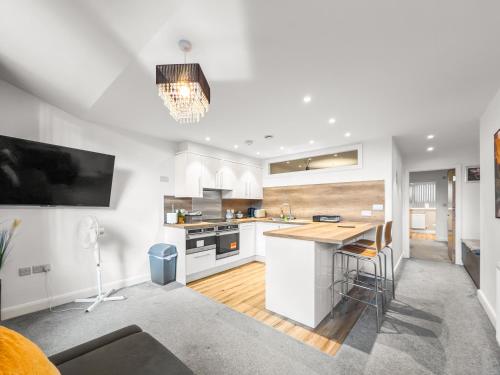 Flat 2 - Luxury Bolton City Centre Apartments - Bolton
