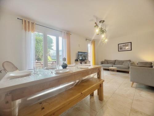 Comme Chez Soi ! Cosy, Jardin, 8 Personnes, 6 Lits - Istres