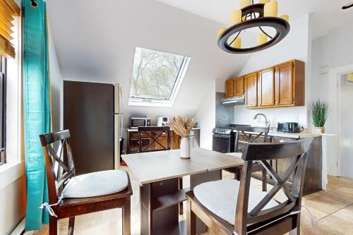 3 Mi To Franklin Park Zoo! Bright Residential Stay - Roslindale - Boston
