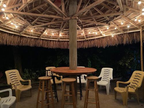Elen Inn - Malapascua Island Air-conditioned Room2 - Daanbantayan