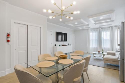 Elegant 2br-2ba Spacious Escape With Rooftop Near Nyc - Jersey City, NJ