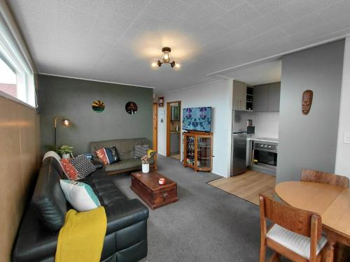 Hilltop Nest Retreat - Oamaru