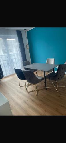 Krefeld City Central Apartments Mit Balkonnetflix - Kempen