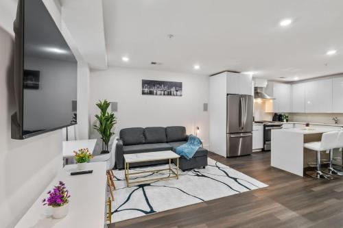 Luxury Stay Minutes From Manhattan Modern 2br - Brooklyn, NY