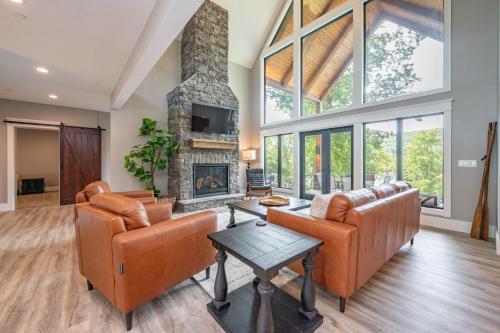 Whispering Pines By Railey Vacations - Deep Creek Lake, MD