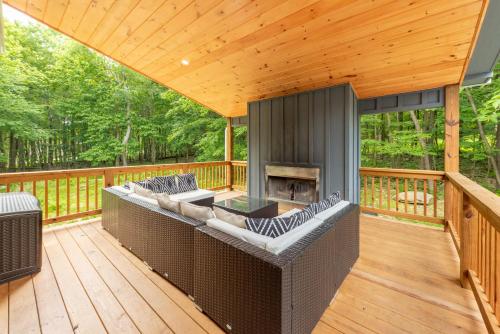 Afterglow By Railey Vacations - Deep Creek Lake, MD