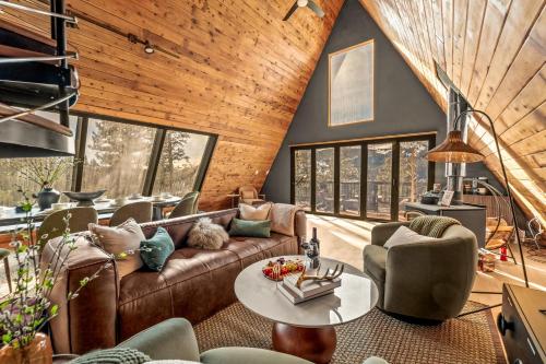 Ultimate A-frame, 12 Mi To Breckenridge, Mountain View With Sauna And Hottub - Fairplay, CO