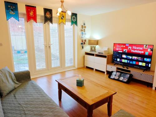 Bright 4br Family Retreat Mins From Harry Potter - Watford