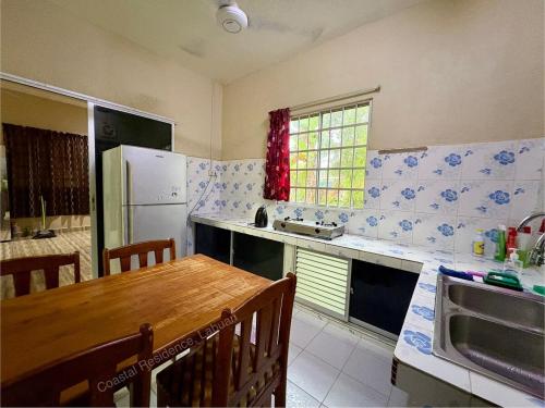 Coastal Residence Tanjung Aru Ground Nonterrain - Labuan