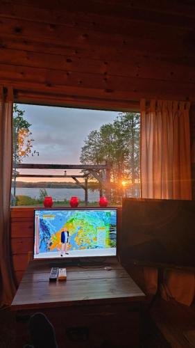 Authentic Finnish Lakeside Cottage - Uusimaa