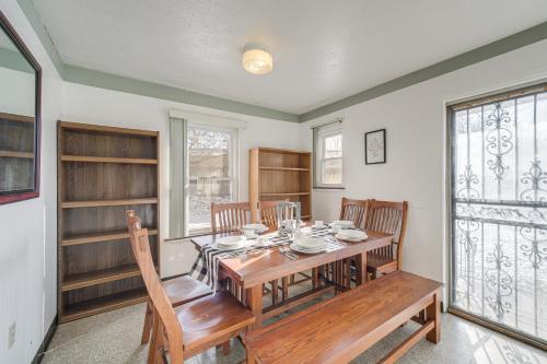 Red Line To Airport! Inviting Home In Cleveland - Shaker Heights, OH