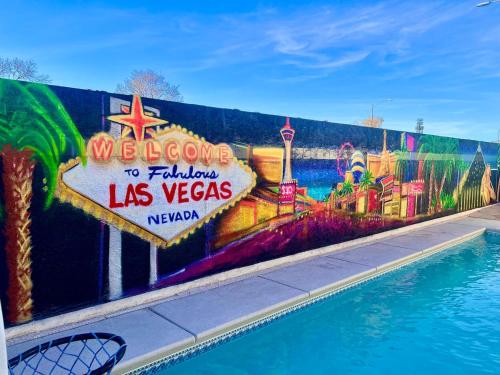 Major Oasis 3 Bd, 2 Bathpool Jacuzzi Fun Mural! - Nevada