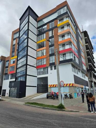 Apartamento Moderno Frente A La Universidad Santo Tomas Wifi Y Parqueadero - Tunja