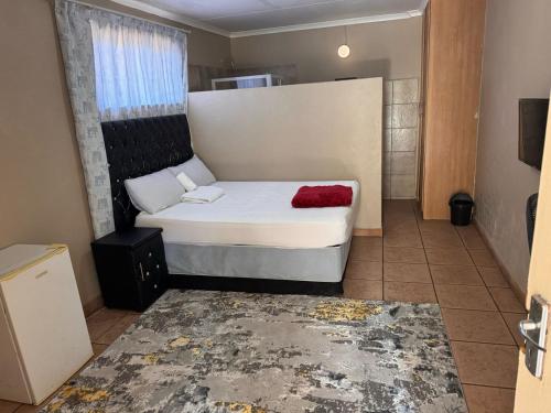 Safari S Guest House - Rustenburg