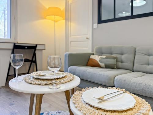 Le Chezy Dinan - Spacieux & Calme - Terrasse - Rennes