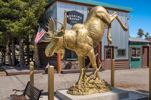The Bucking Moose #10 Cowboy Cabin - West Yellowstone, MT