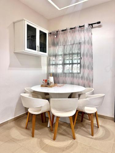 Villa De L'epicurien - Spacious & Bright Villa - Lomé