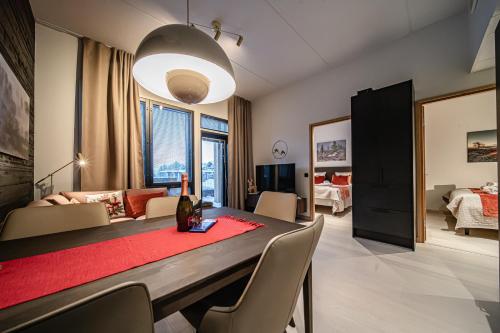 Le Chalet Lingonberry D3 Ski-in Ski-out, Hot Tub By Aavalevi - Kittilä