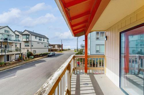 Sea Treasures Inn #205 - Rockaway Beach, OR