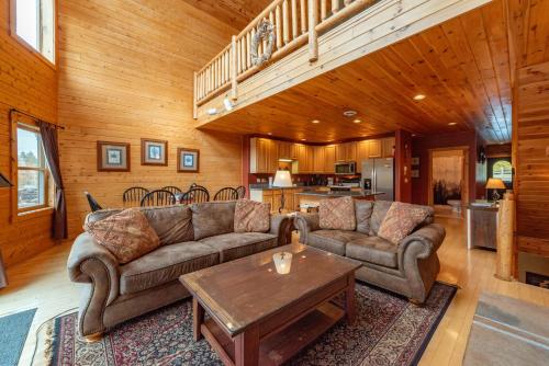Cedar Shores Villa #08 By Railey Vacations - Deep Creek Lake, MD
