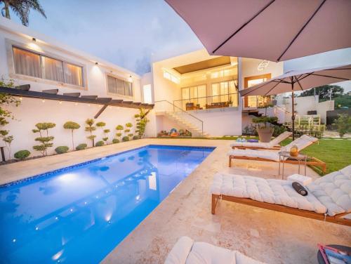 Stylish Luxury Villa In Sosua- 5br Suites - ソスア