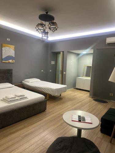 Downtown Tirana Economy Hotel - 地拉那