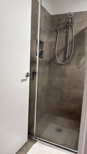 Private Room With Separate Bathroom - 론서스턴