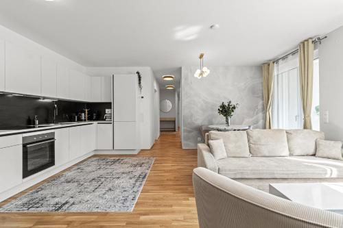 Spacious 3-br - Balcony - Onsite Parking 19,90 Per Day - Wien