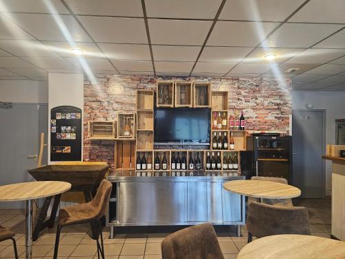 Hotel Restaurant La Plage - La Salvetat-sur-Agout