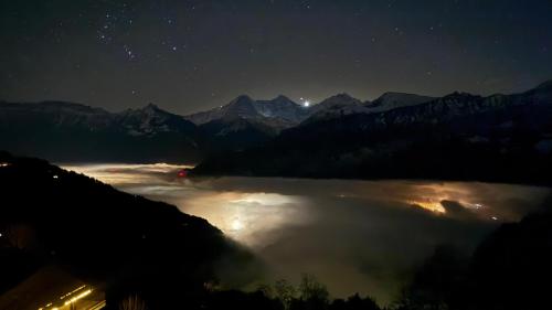Cosy Apartment In Heritage Protected Swiss Chalet - Wilderswil