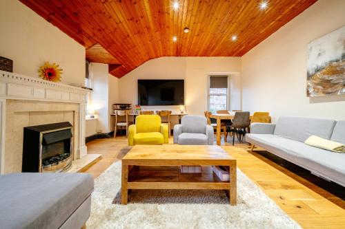 Percys Place Sleep 10, 15 Minute To Centre Free Parking - Edinburgh