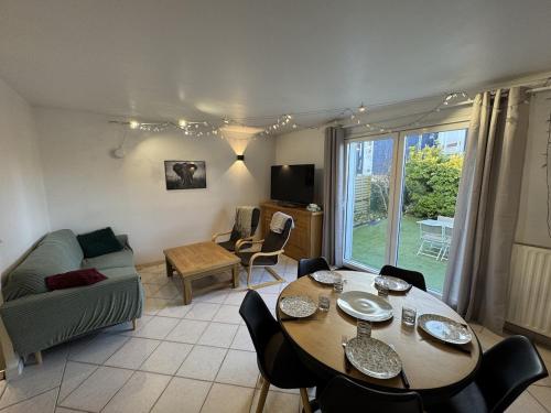 Maison Familiale Avec Jardin Au Centre-ville - Compiègne