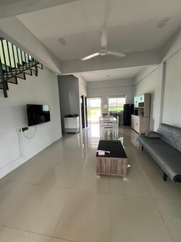 Bayu Senja Homestay - Keningau