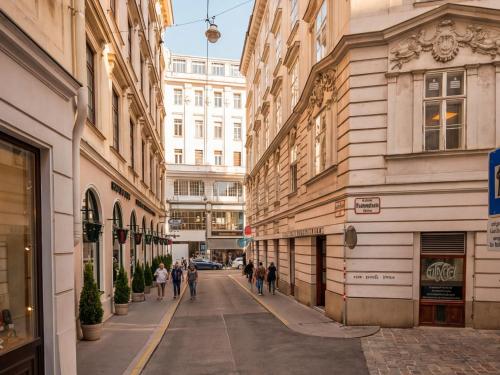 Vienna First District Rooftop Suite - Exclusive Living Near Stephansdom - Wien