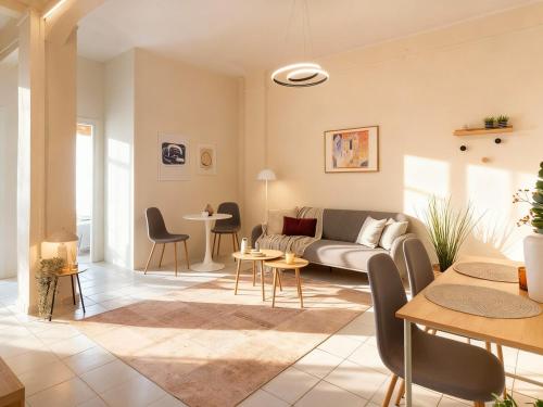 Spacious City Haven - Thessaloniki