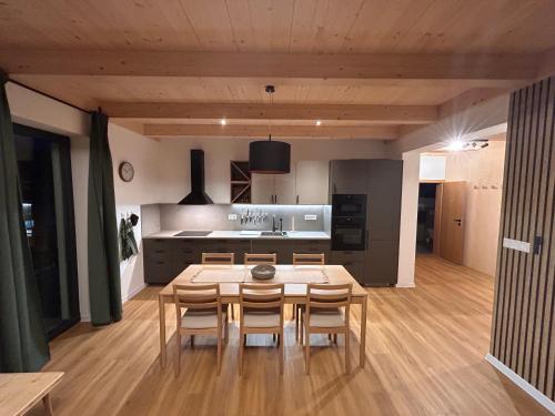 Apartmanovy Dom Dk Atelier - Dolný Kubín