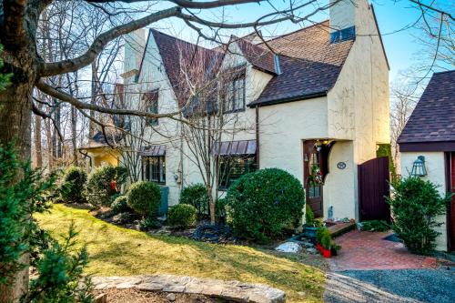 Highland Ave - Norwalk, CT