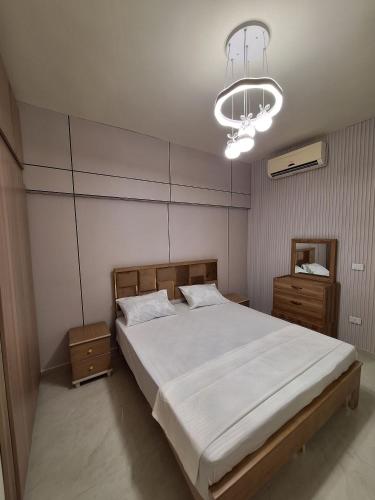 Charming 2-bedroom Apartment In Hamra, Beirut - Beirut
